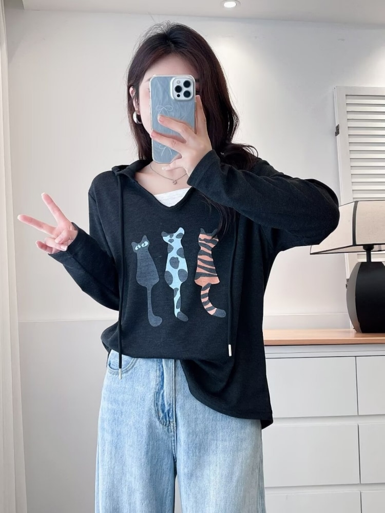貓咪印花假兩件連帽T桖上衣 獨具衣格 J8092::unistyle 館::【獨具衣格】專賣中大尺碼洋裝、中大尺碼服飾