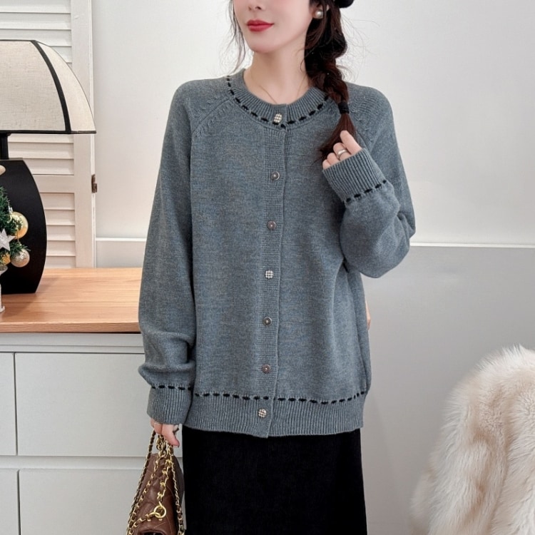 超可愛格紋釦針織毛衣上衣 獨具衣格 J8598::unistyle 館::【獨具衣格】專賣中大尺碼洋裝、中大尺碼服飾