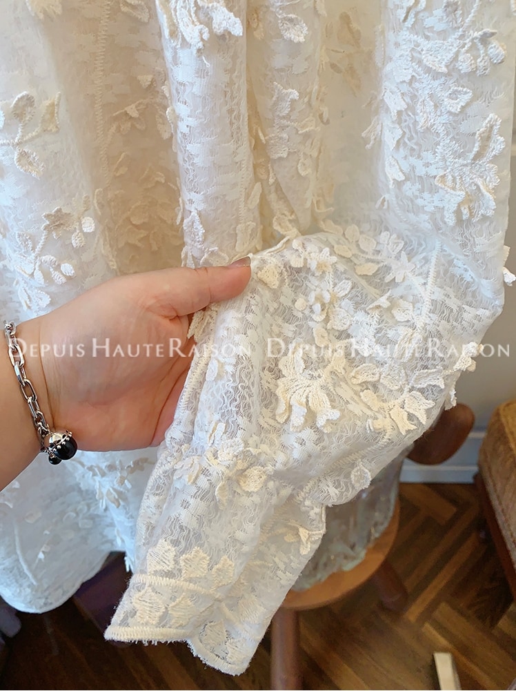 立體蕾絲波浪下擺上衣 獨具衣格 J8733::unistyle 館::【獨具衣格】專賣中大尺碼洋裝、中大尺碼服飾