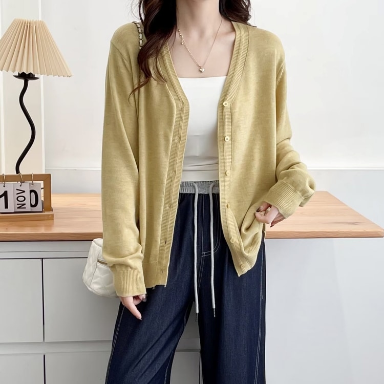 V領設計感薄針織外套上衣 獨具衣格 J8935::unistyle 館::【獨具衣格】專賣中大尺碼洋裝、中大尺碼服飾