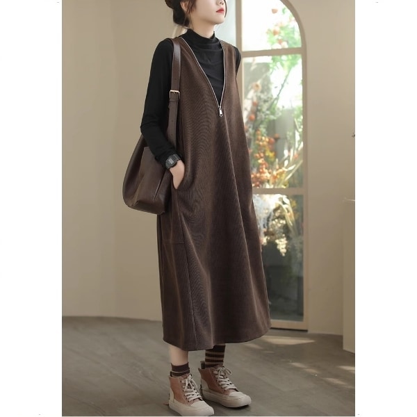 日系氣質款V領背心洋裝 獨具衣格 J8757::unistyle 館::【獨具衣格】專賣中大尺碼洋裝、中大尺碼服飾